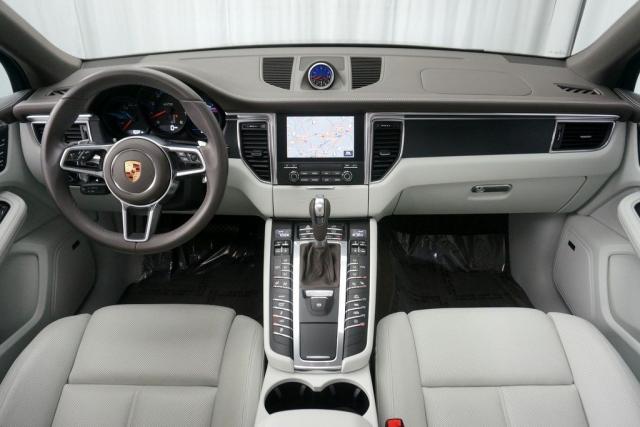 Porsche Macan Interior 2017 | Cabinets Matttroy